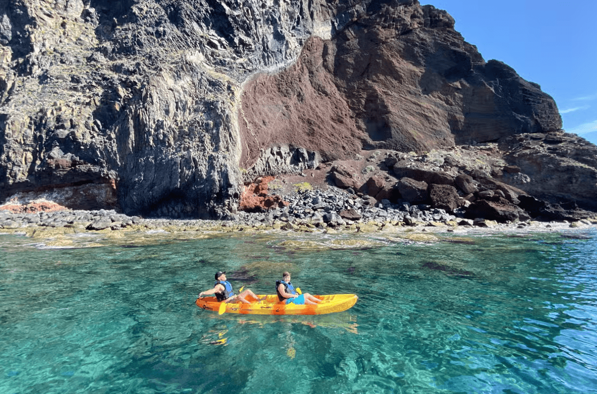 Kayak en Madeira: naturaleza, aventura y mar en estado puro